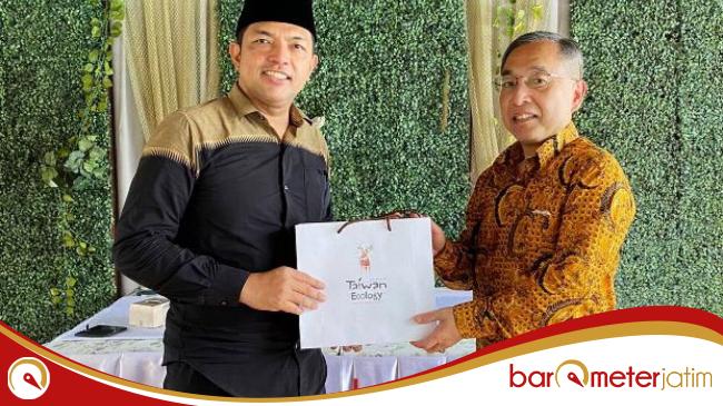 Direktur Jenderal TETO Surabaya Silaturahmi ke Gus Hans, Bawa Misi ...